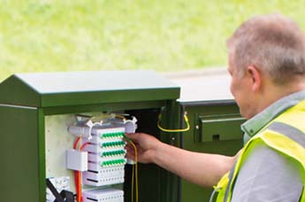 Fiberboks og fiberprodukter til skjøting og installasjon av fiber